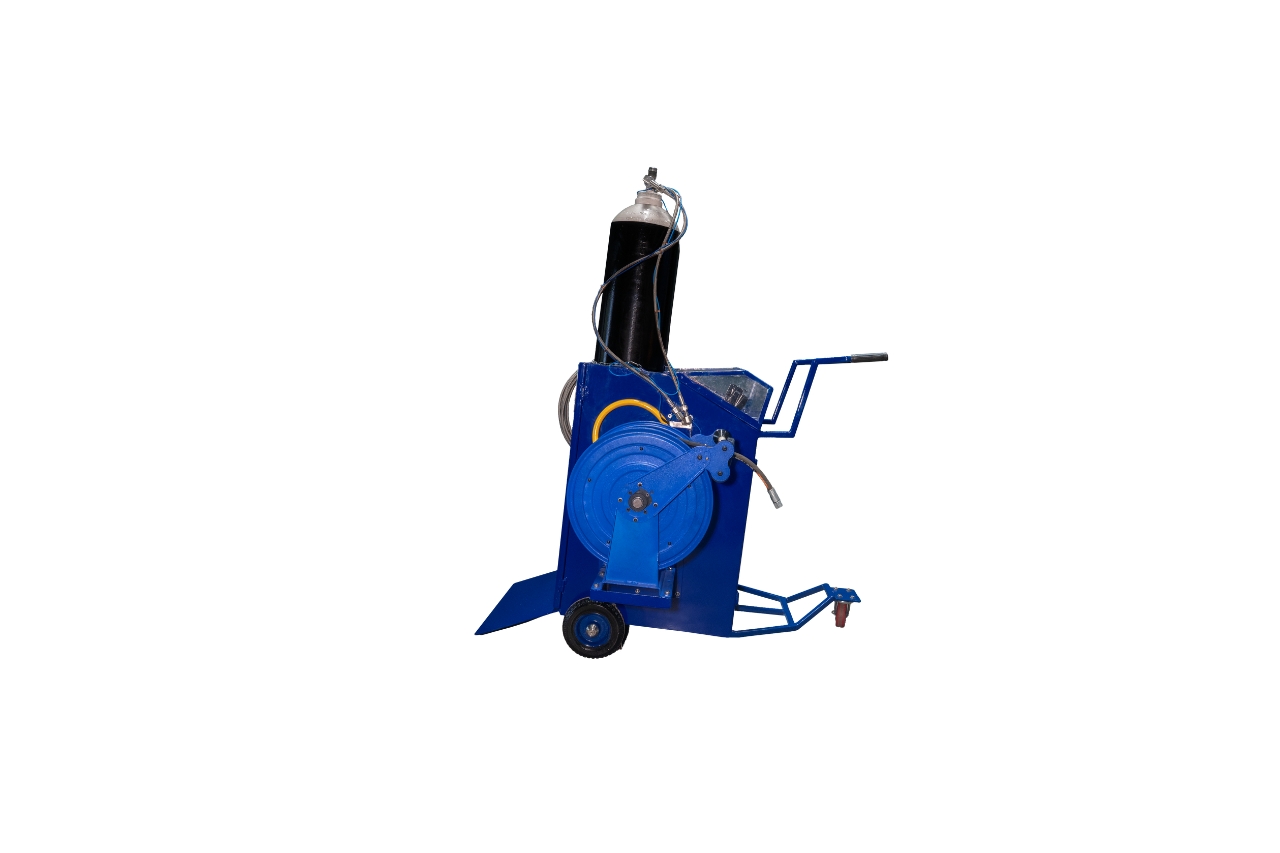 Oxygen Charging Trolley | Gas Cylinder Filling Trolley | Industrial ...